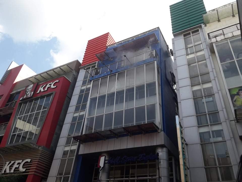 ကမာရွတ်မြို့နယ် ကျွန်းတောလမ်း Junction Square ဝန်းအတွင်းရှိ အဆောက်အဦအမ ...